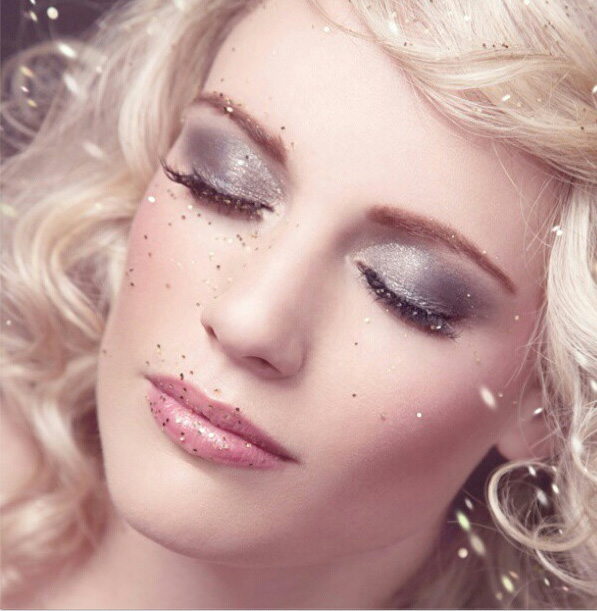 Makeup Artist For Fashion Shoot With Amanda Vogel & Devin Dahl