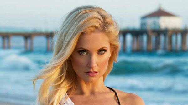 Photos of KTLA's Mary Beth McDade: Hair and Makeup by Brittany Renee